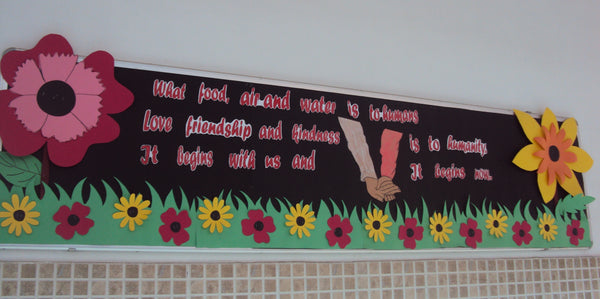 Love and Friendship Spring Bulletin Board – SupplyMe