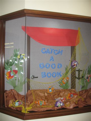 Catch A Good Book! - Ocean & Reading Themed B2S Display – SupplyMe